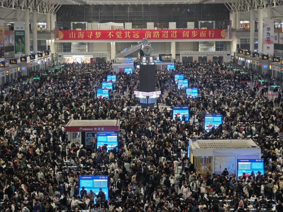 长三角铁路今天预计发送旅客470万人次，有望创单日客发量新高_腾讯新闻