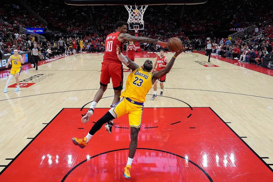 【NBA】火箭2比4不敌湖人遭遇一轮游，连续两年止步首轮_腾讯新闻