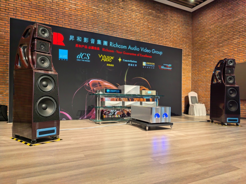 九段在前线！2025北京国际音响展全景回顾：从旗舰巨制到耳机盛宴_腾讯新闻