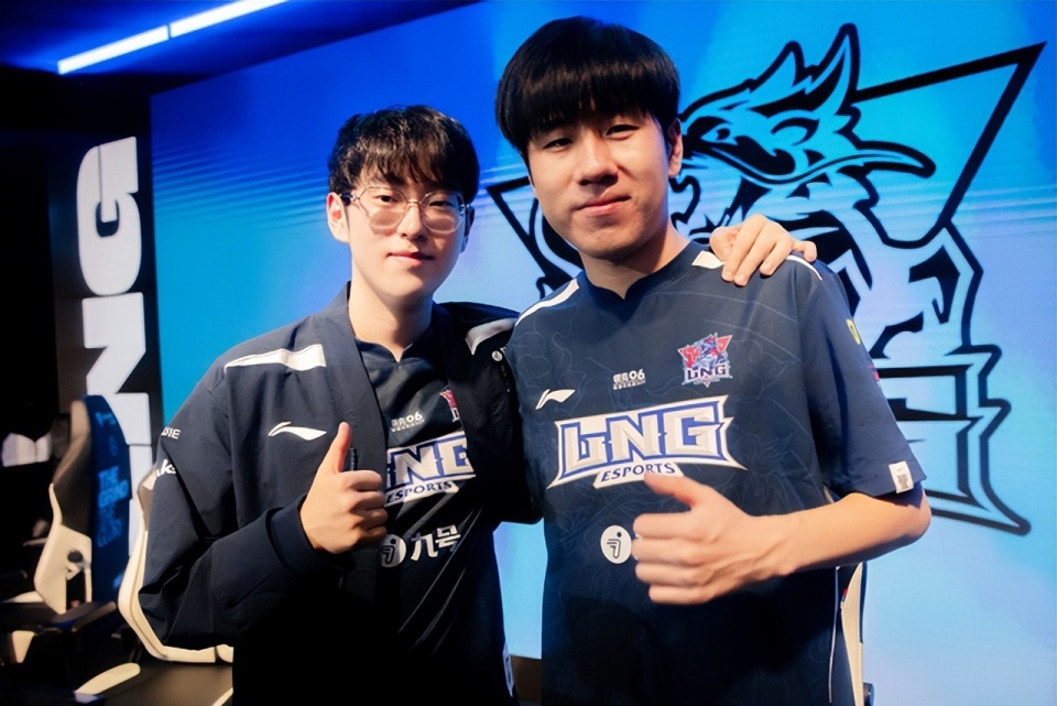 S13：JDG稳进四强？压力来到LNG身上，对阵T1双C是关键！_腾讯新闻