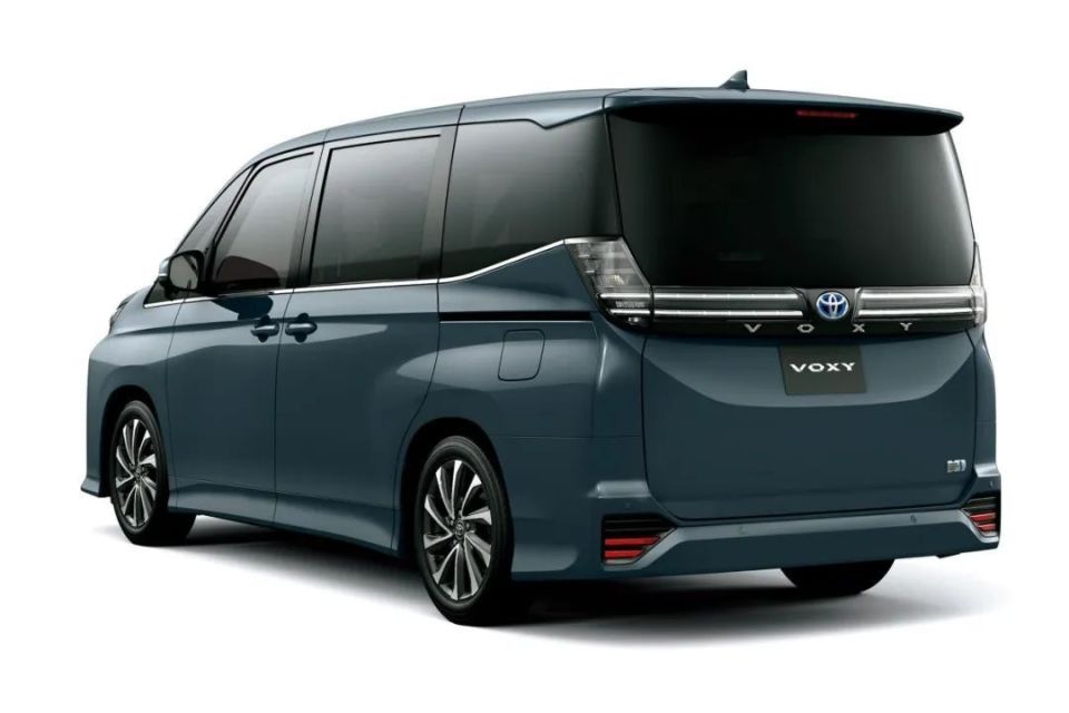 丰田发布“城市版埃尔法”！定位入门级，指导价不超13万_腾讯新闻