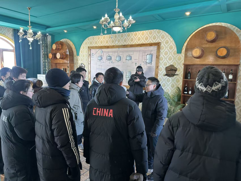 『乡村振兴』孙吴县沿江满族达斡尔族乡：校地联动聚青春 实践赋能兴乡村_腾讯新闻