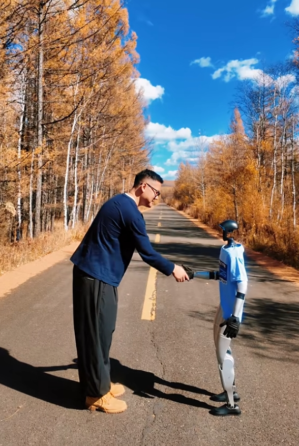 真的真的很感谢你，2025年！_腾讯新闻