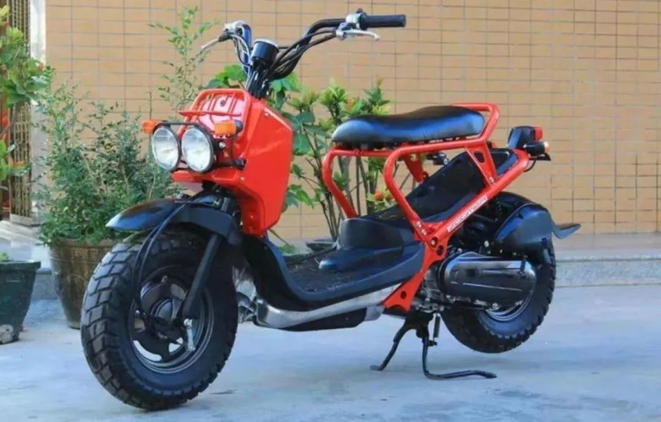 国标电动配定速巡航？本田ZOOMER e实拍，6千出头还有无钥匙启动_腾讯新闻