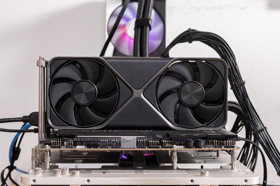 NVIDIA GeForce RTX 5070 12GB首发评测：更具性价比的2K高帧游戏显卡_腾讯新闻