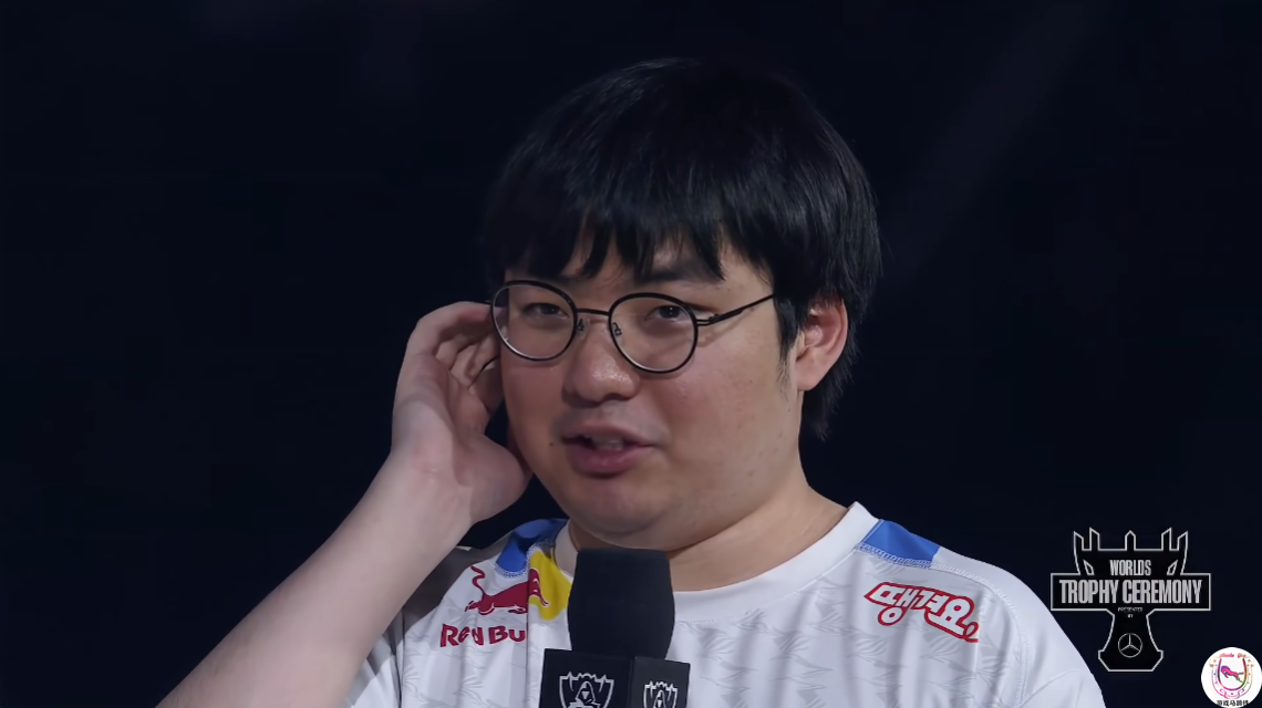 DK重磅FA三人！加钱买回团队大脑Beryl迫在眉睫？