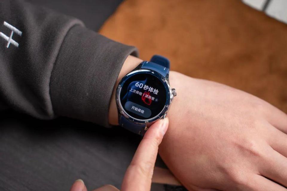 当之无愧的安卓表皇——OPPO Watch X2深度体验_腾讯新闻