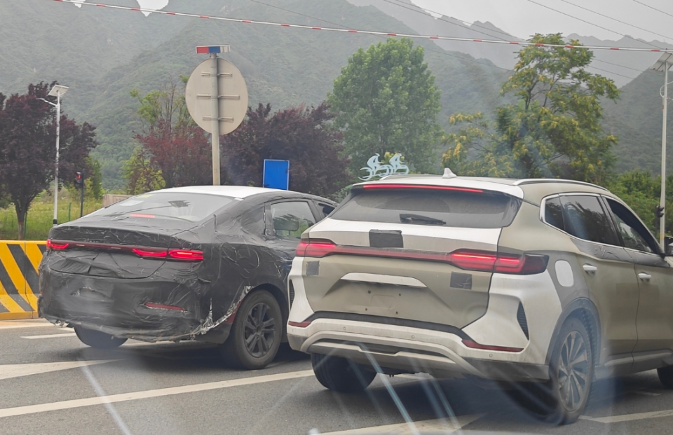 又搞背刺？“798”秦PLUS还不足半年 搭载dmi5.0的新款就要来了_腾讯新闻