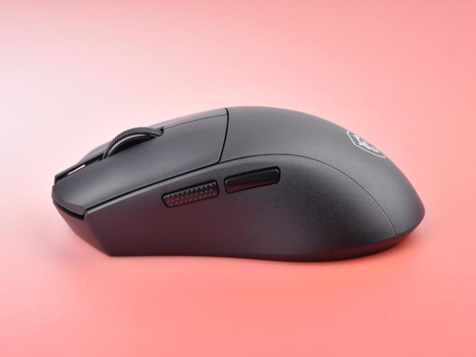 微星FORGE GK600 W&GM500 W游戏键鼠评测：无线更灵活手感再升级_腾讯新闻