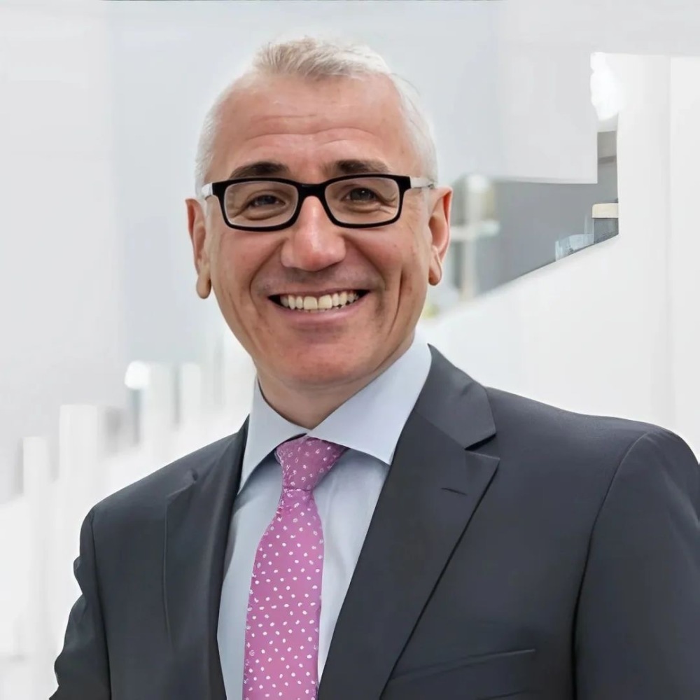 Swift董事会完成交接，新任董事会主席来自摩根大通_腾讯新闻