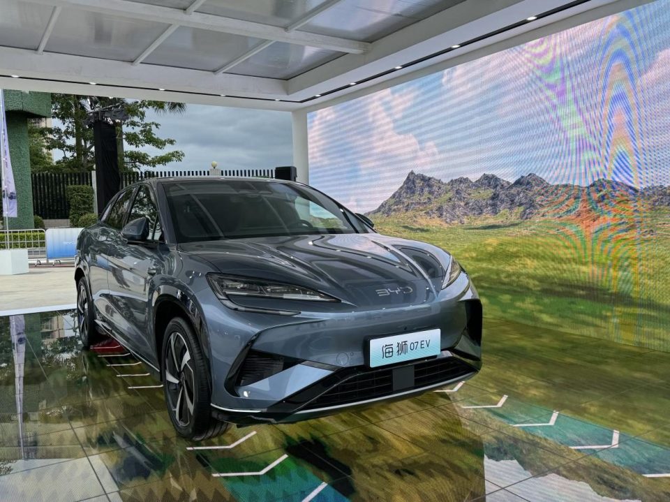 比亚迪又出王炸，海狮07 EV售18.98万起，e平台3.0 Evo首发_腾讯新闻