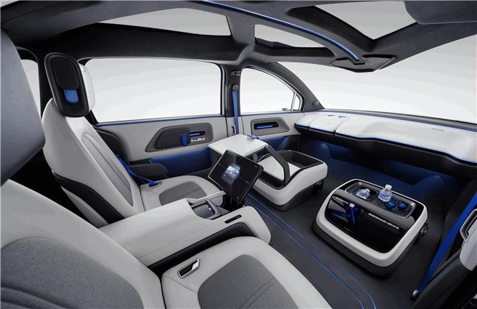 百度第六代无人车Apollo RT6交付，无方向盘，售价20.46万_腾讯新闻