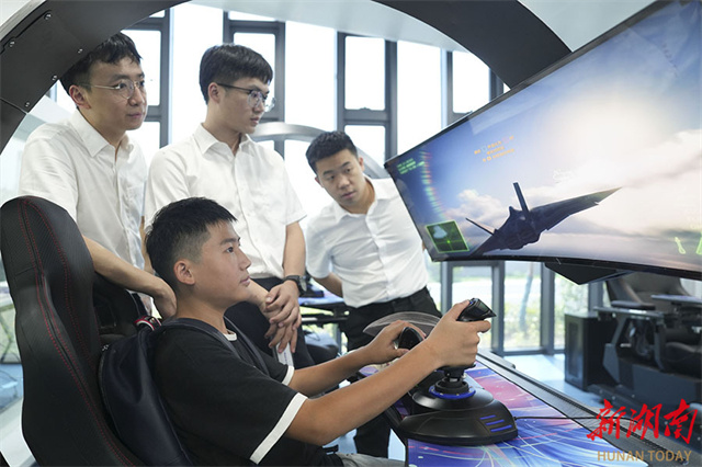 China's First Aviation Emergency Rescue Science Popularization and ...