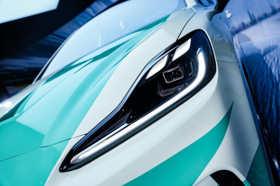 7.38万起，续航530km+CTB电池车身一体化，全新MG4预售价公布_腾讯新闻