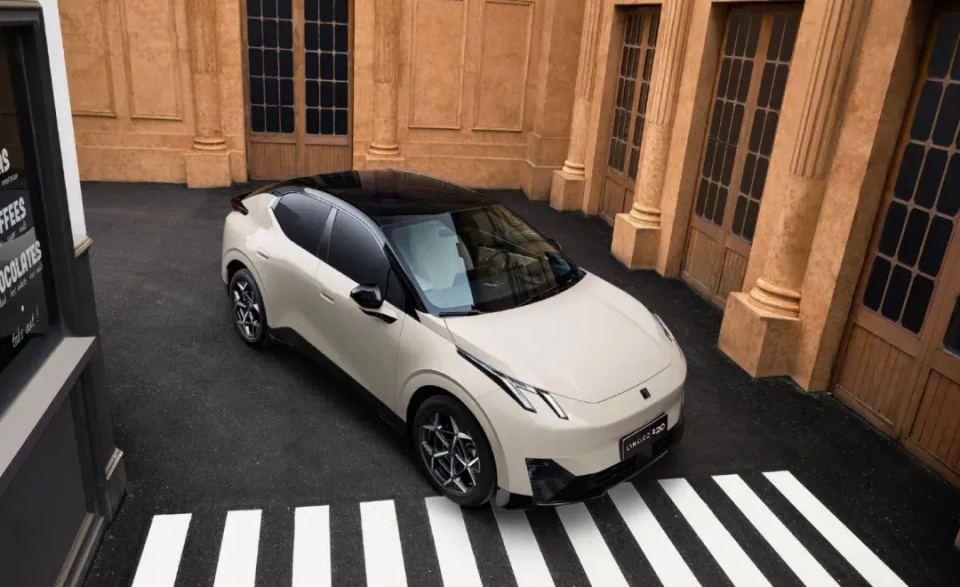 5.3秒破百、起步配置拉满！13.59万起，领克Z20有啥优缺点？_腾讯新闻