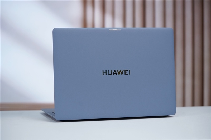 华为PC史上最重要的产品！首款鸿蒙电脑华为MateBook Pro评测_腾讯新闻