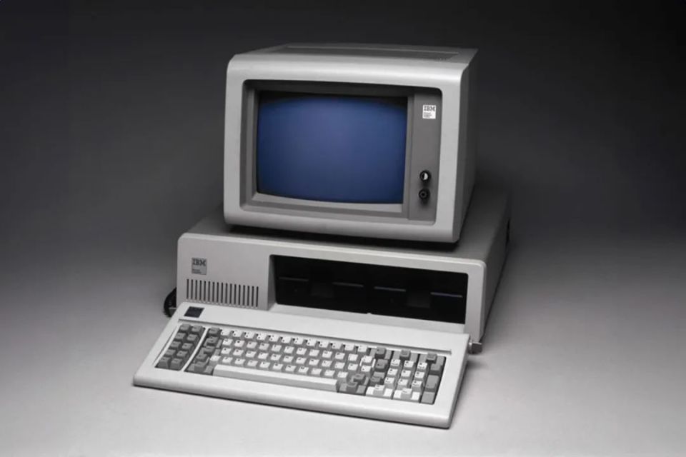 英特尔与微软的差距为何越来越大？_腾讯新闻