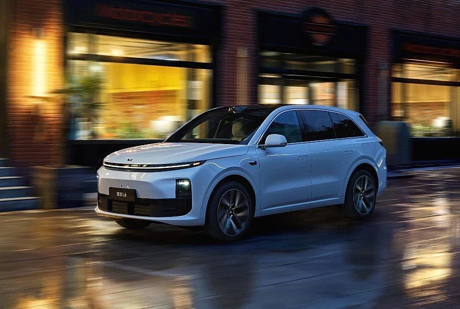 销量差了两倍 蔚来ES6究竟比理想L6差在哪里？_腾讯新闻