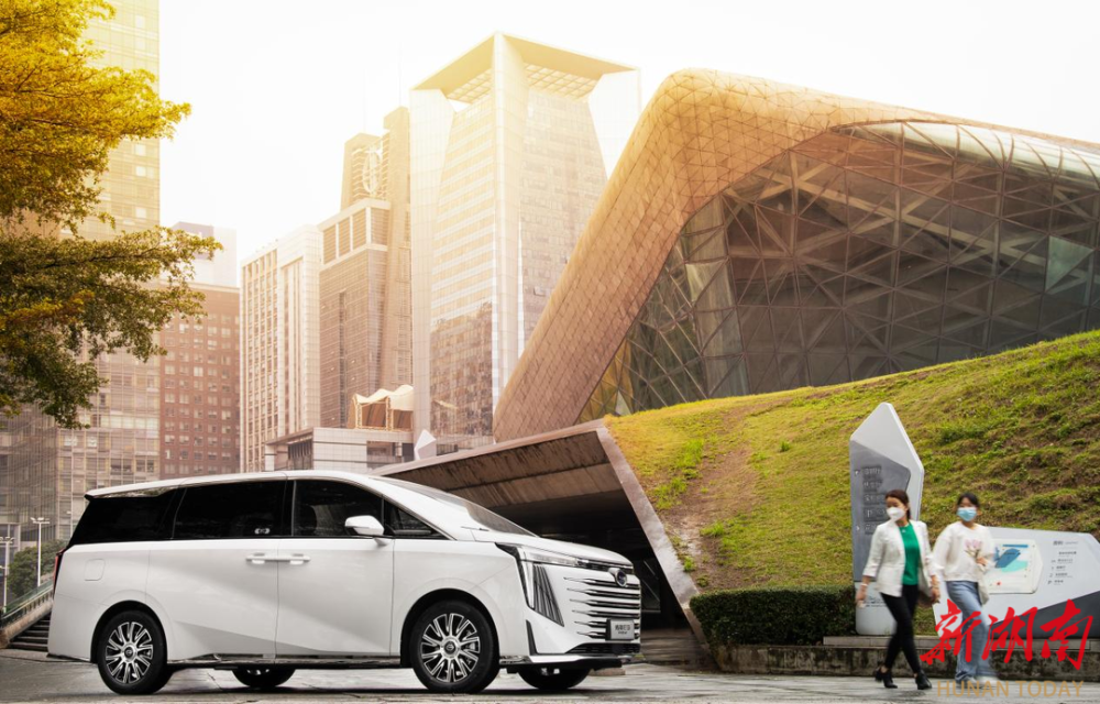 续航达1032KM，传祺E9全球首发并开启预售_腾讯新闻