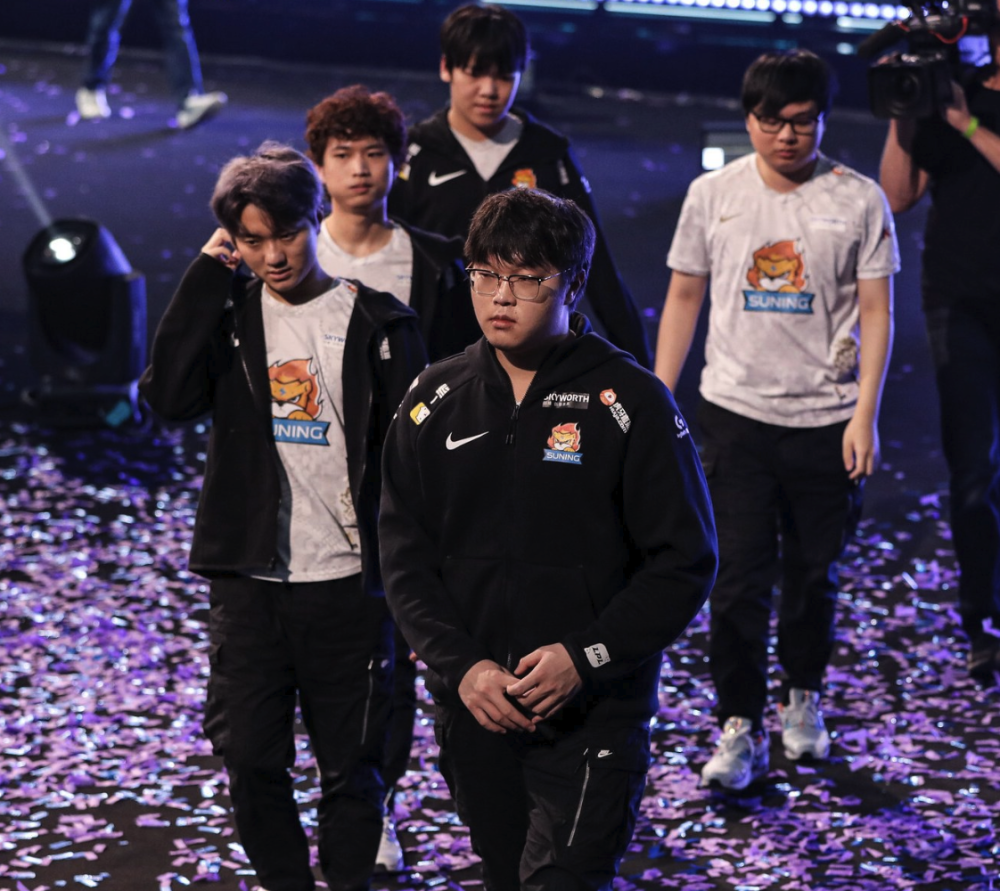 WBG惨遭BLG横扫，止步S14半决赛！全华班时隔11年再度打进决赛_腾讯新闻