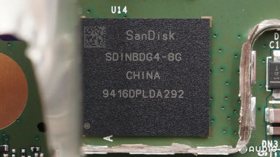 深度拆解数十款蓝牙音箱后，我们发现了多款FLASH芯片_腾讯新闻