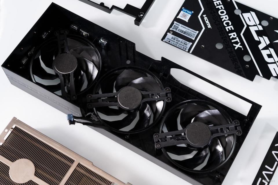 NVIDIA GeForce RTX 5070 Ti 16GB首发评测：性能飙升30%，AI大升级，中高端显卡的强势蜕变！_腾讯新闻