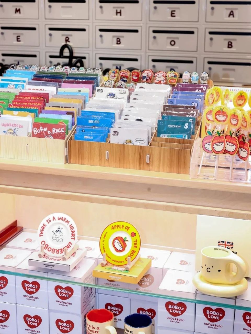 品牌IP跳进日常生活，「UNDERBOBO」如何打动年轻人？_腾讯新闻