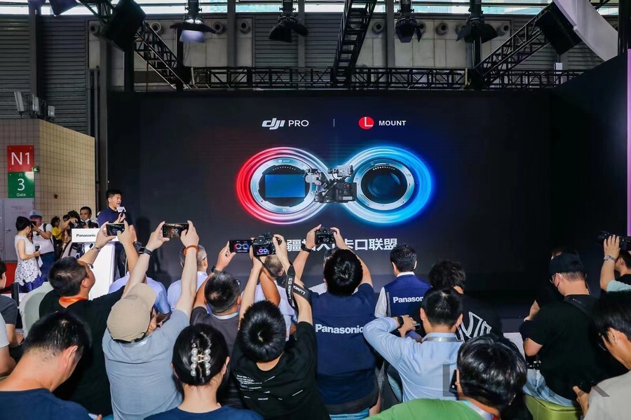 对话松下高层领导：LUMIX S5M2国内销售情况异常火爆 未来新品值得期待_腾讯新闻