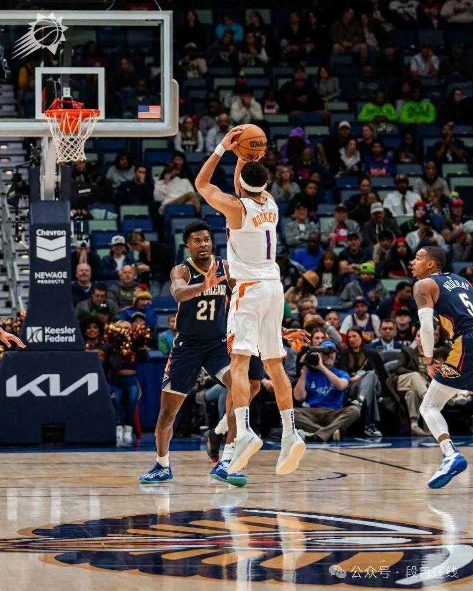 他曾说会在35岁时退役，但现在，36岁，KD依然是太阳最好的球员！_腾讯新闻