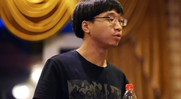 GODV看LPL春决，锐评Yagao和Knight：这俩人，打得都有点奇怪！