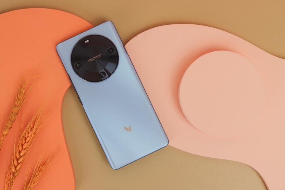 麦芒30手机评测：超长续航、巨抗造、真臻彩_腾讯新闻