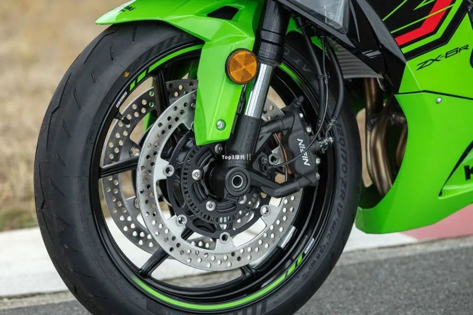 川崎ZX-6R通过3C认证，“小牛”终究还是要来了_腾讯新闻