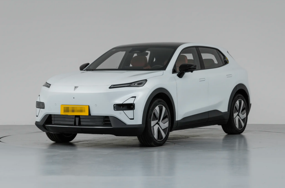 深蓝S05 对比银河E5，同样5字辈，哪个更合适？_腾讯新闻