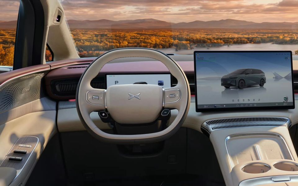 纯电续航452km！小鹏终于开窍了，MPV车型未来是大电池增程的天下_腾讯新闻