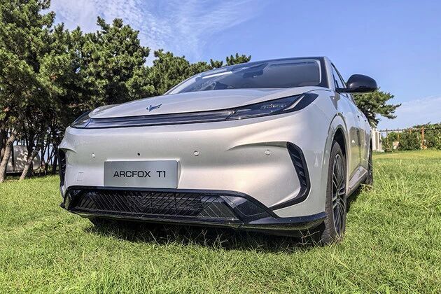 A0级纯电车市场新宠 抢先试驾极狐T1_腾讯新闻