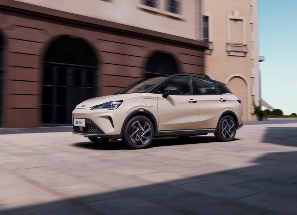 8万的预算 能买哪些400km续航的纯电车？缤果/海鸥/T03/哪吒V_腾讯新闻