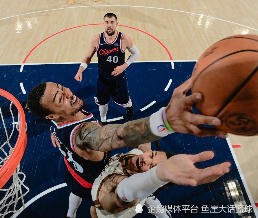 快船103-102勇士！伦纳德赛后表态成重点，哈登也终于不用苦恼了_腾讯新闻