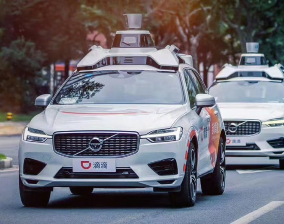 Robotaxi困境难解：L4长尾问题无对策，降级L3是行业必然？_腾讯新闻