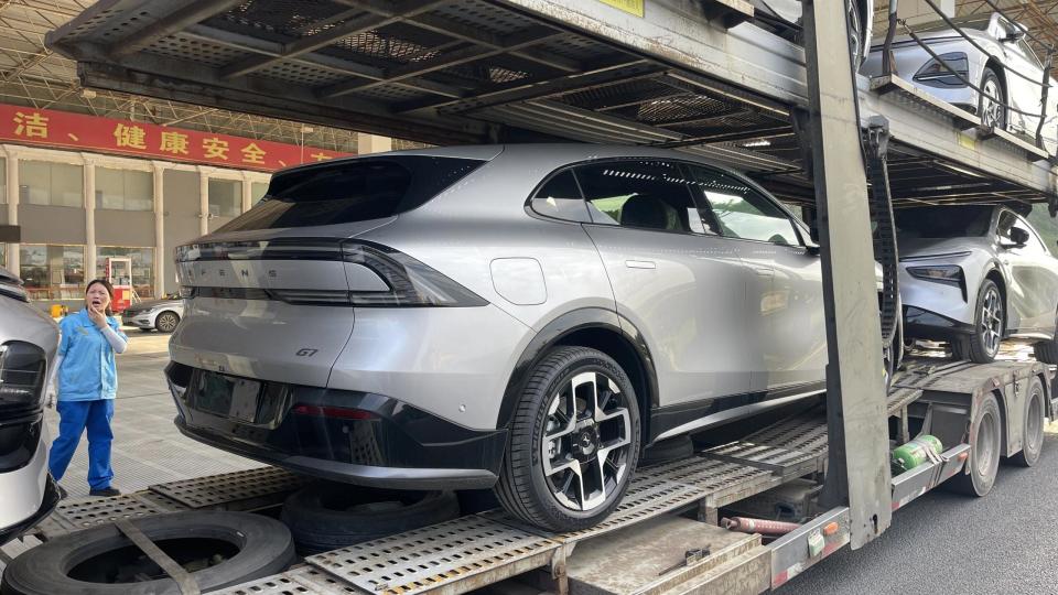 小鹏G7即将到店，大过Model Y+华为XHUD，配296马力+续航702km_腾讯新闻
