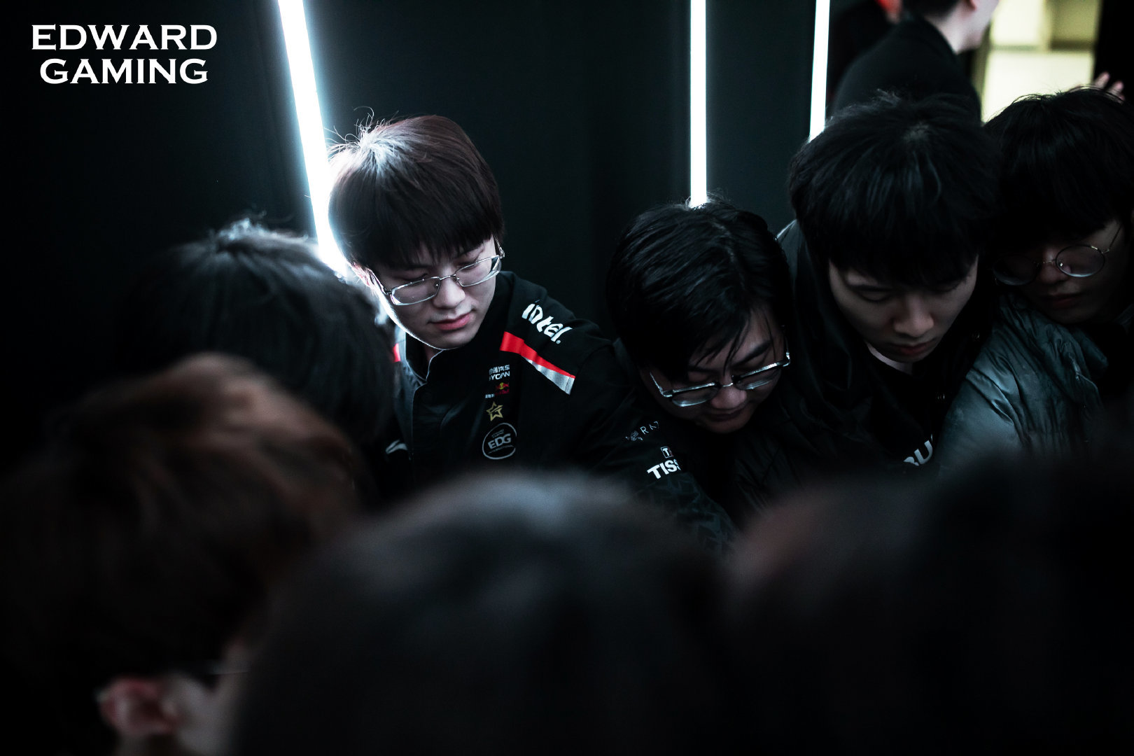 EDG横扫TT拿下复活甲，leave真的敢打，北川是真的敢送，带劲！