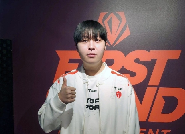 Kanavi：很期待与peanut选手交手，目标当然是夺冠_腾讯新闻