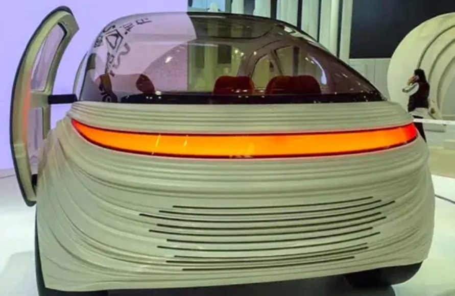 配固态电池，续航1000km！智己首款MPV车型曝光，能锁定爆款？_腾讯新闻