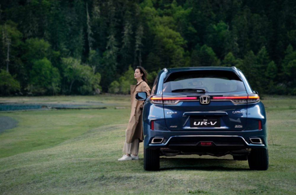 全新UR-V：更懂资深中产的行"稳"之道_腾讯新闻