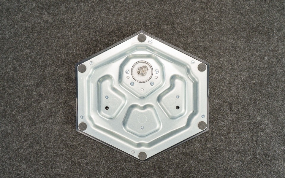 AGON AG277UX深度评测：双模显示+智多芯+AI视界，重新定义全能游戏显示器_腾讯新闻