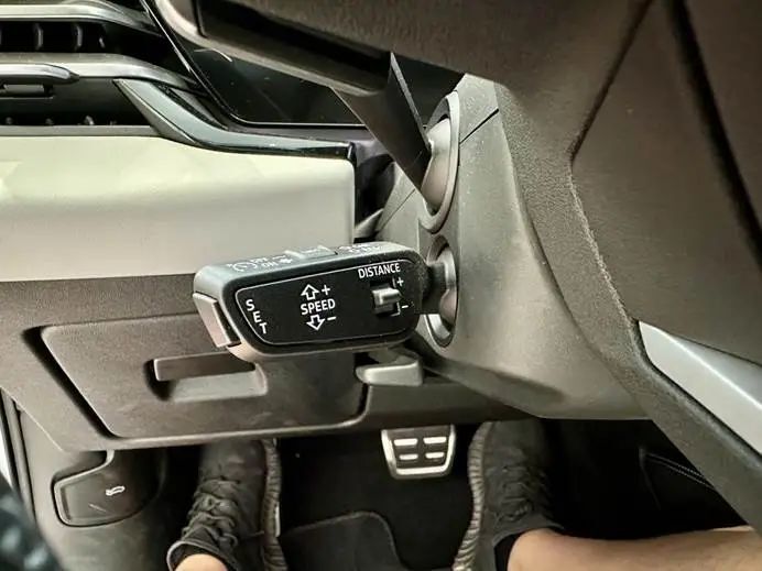 25.28万起的一汽奥迪A5L，真的只是A4L换壳吗？_腾讯新闻