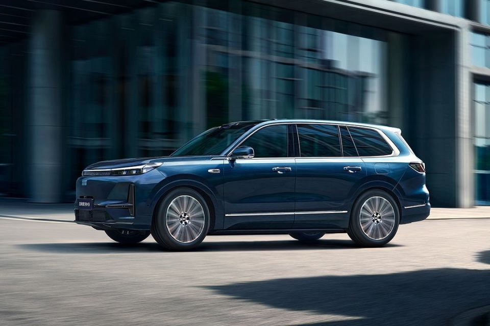 用理想L8一半的价格买理想L8 限时17.38万起 吉利银河M9正式上市_腾讯新闻