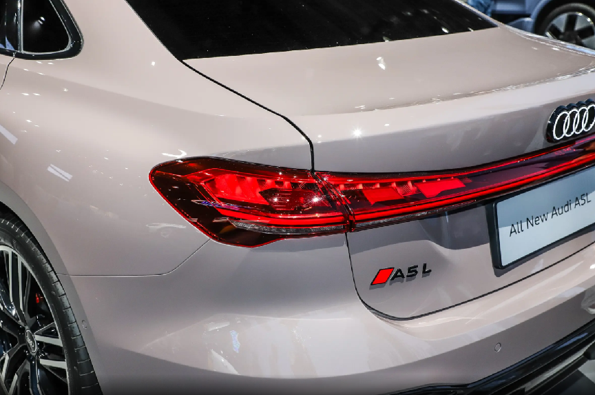 一汽/上汽傻傻分不清？换个角度看奥迪A5L，其实很简单_腾讯新闻