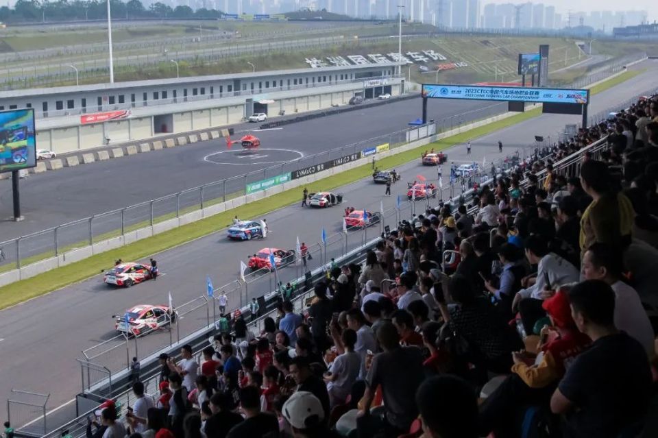 座无虚席！CTCC引爆株洲赛场！中国赛车驶上高质量发展之路_腾讯新闻