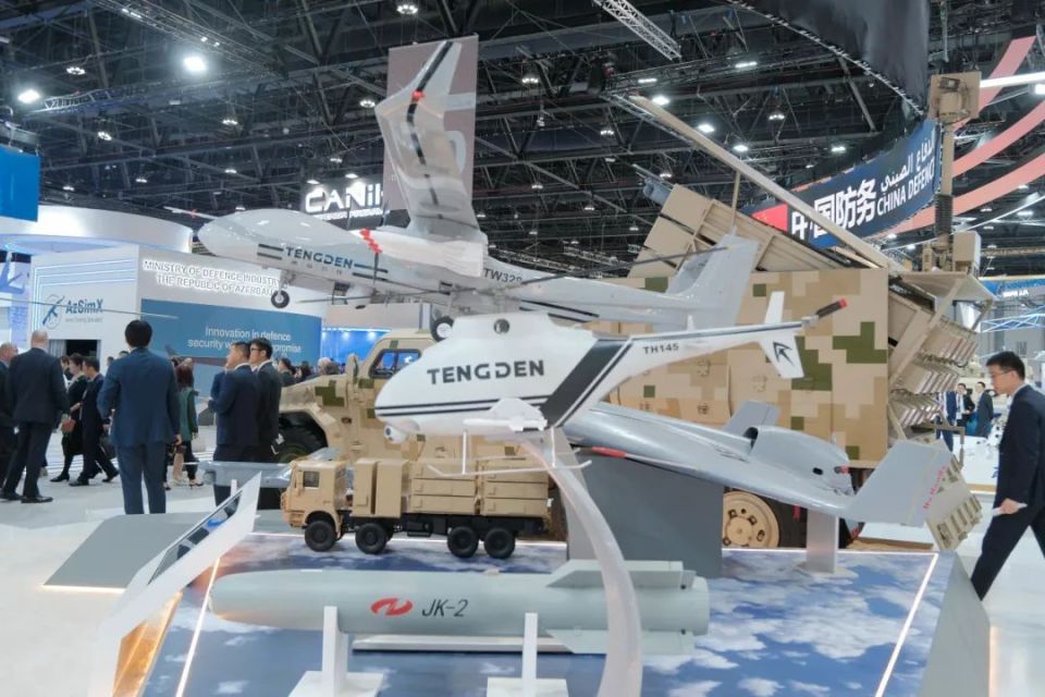 迪拜人独家 | 2025 IDEX阿布扎比国际防务展，中国军工闪耀亮相_腾讯新闻