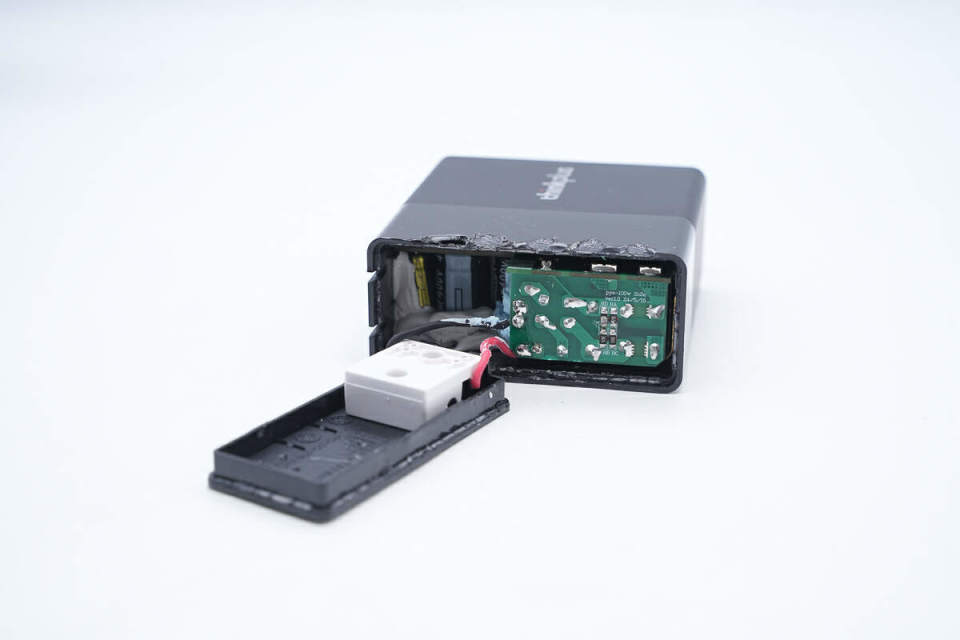 四口同时充，售价179元值不值得买？thinkplus 100W氮化镓快充拆解_腾讯新闻